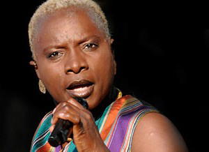 Angélique Kidjo beats The Kutis Legacy, Wizkid‘s Made in Lagos to win ...