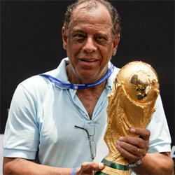 Santos mourn death of Brazil 1970 skipper Carlos Alberto - Vanguard News
