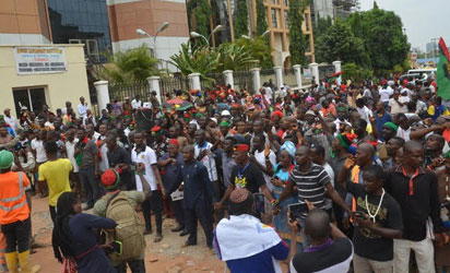 Kanu storms Ebonyi state with multitude supporters - Vanguard News
