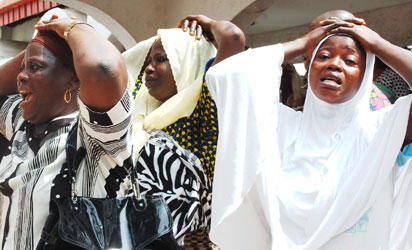 Photos: Faces at Senator Isiaka Adeleke's interment - Vanguard News