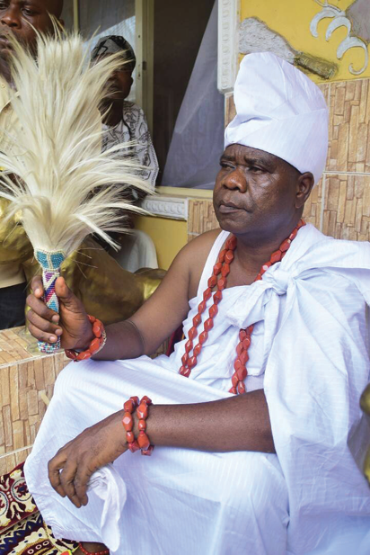 Osolo chieftaincy stool: Adewole remains Osolo of Isolo, Kingmakers ...