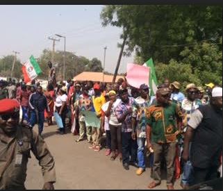 10 feared dead in fresh herdsmen attack on Guma LGA of Benue - Vanguard ...
