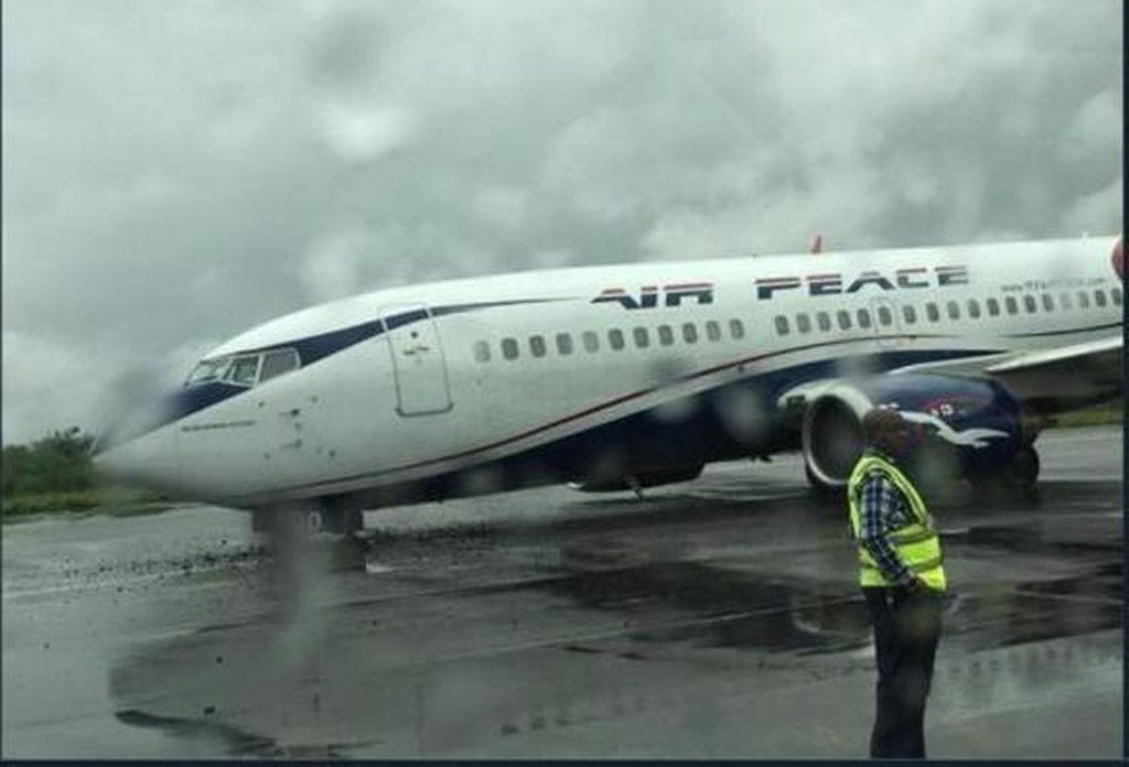 Video: Passengers escape death as Air Peace plane crash-lands in Lagos ...