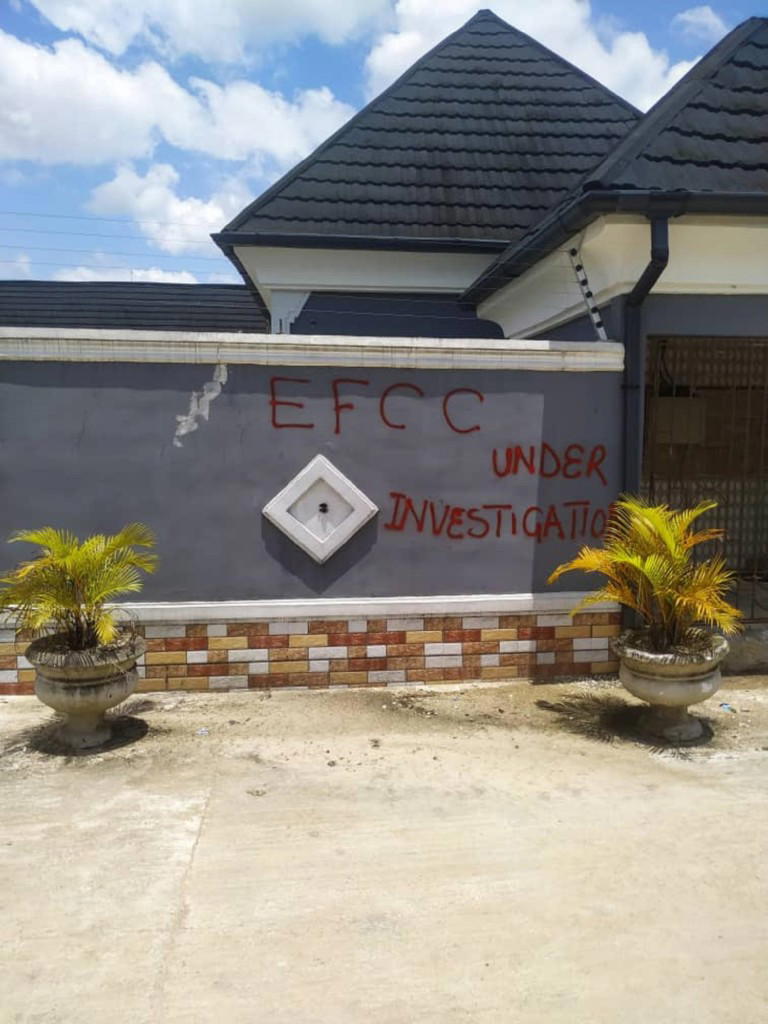 Photos: EFCC seals hotel, 3 houses owned by 2 suspected fraudsters