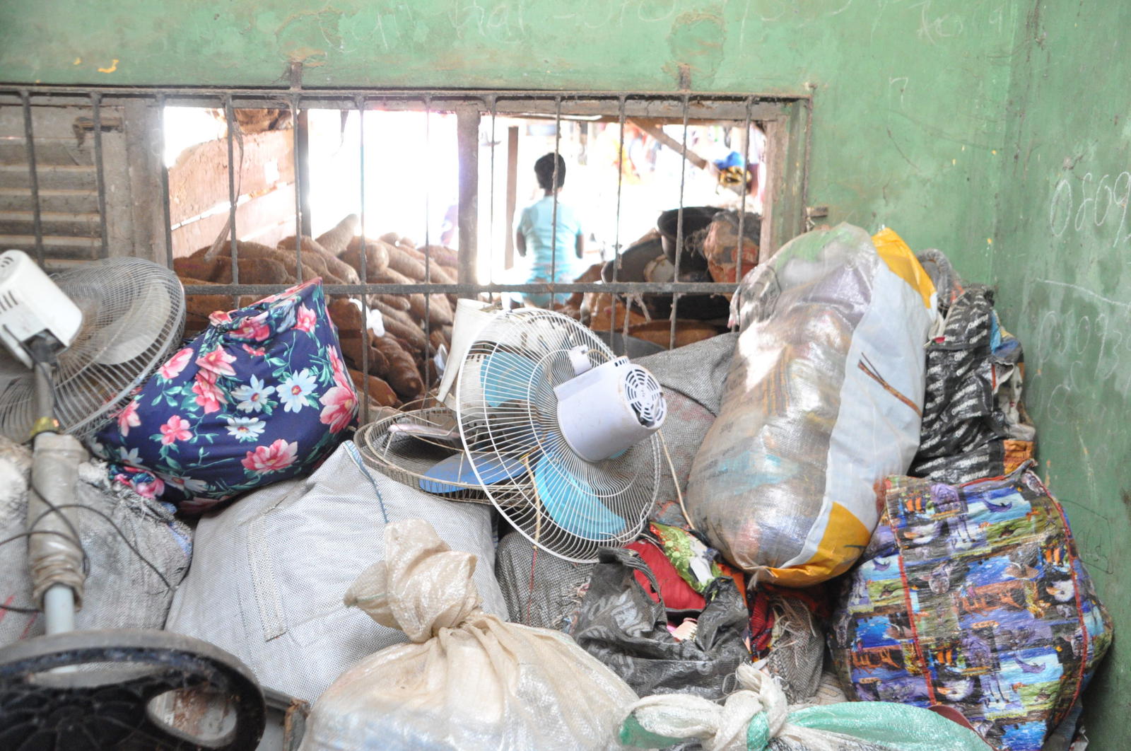 Ekiosa fire: Edo market leader urges traders to come for recovered items