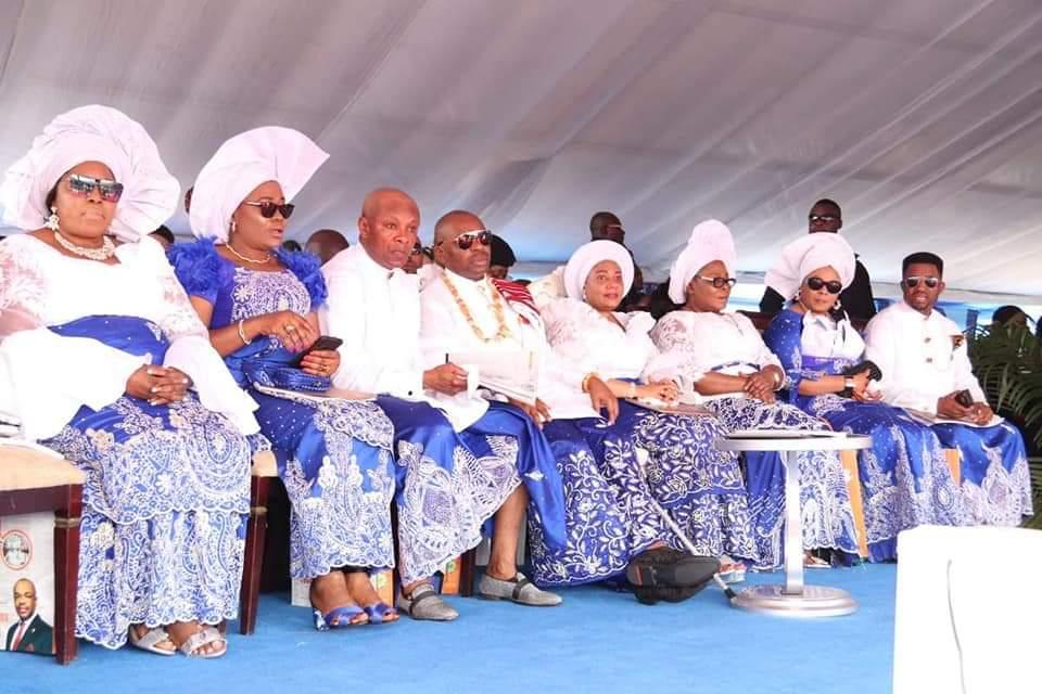 Vice President, OBJ, Goodluck, Lawan, others honour Gov Emmanuel's late ...