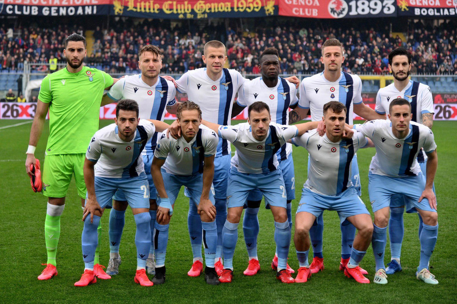 Lazio beat Genoa to stay on Juve's heels in race for Serie A title