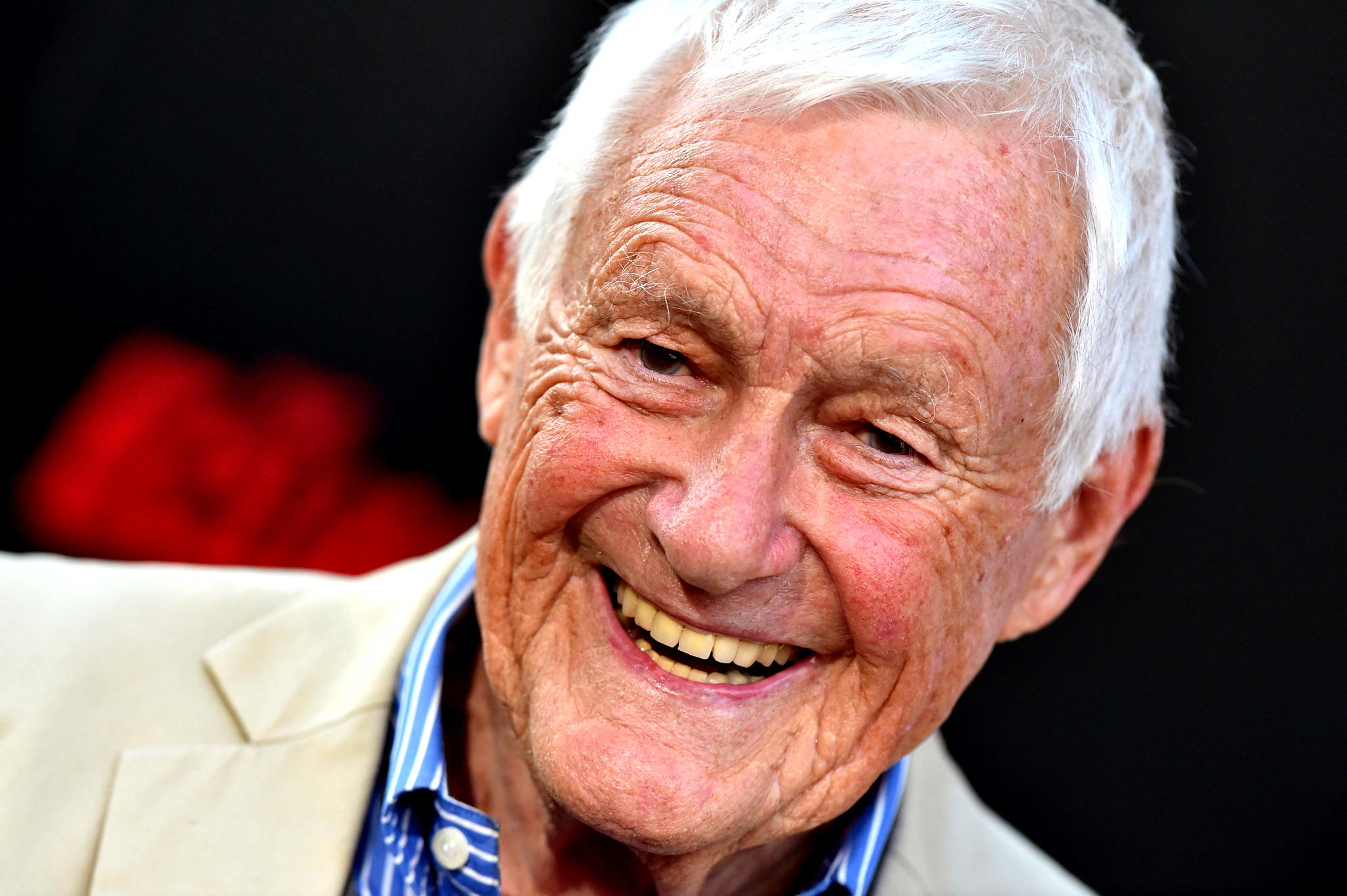 'Desperate Housewives' actor, Orson Bean dies after being hit by car
