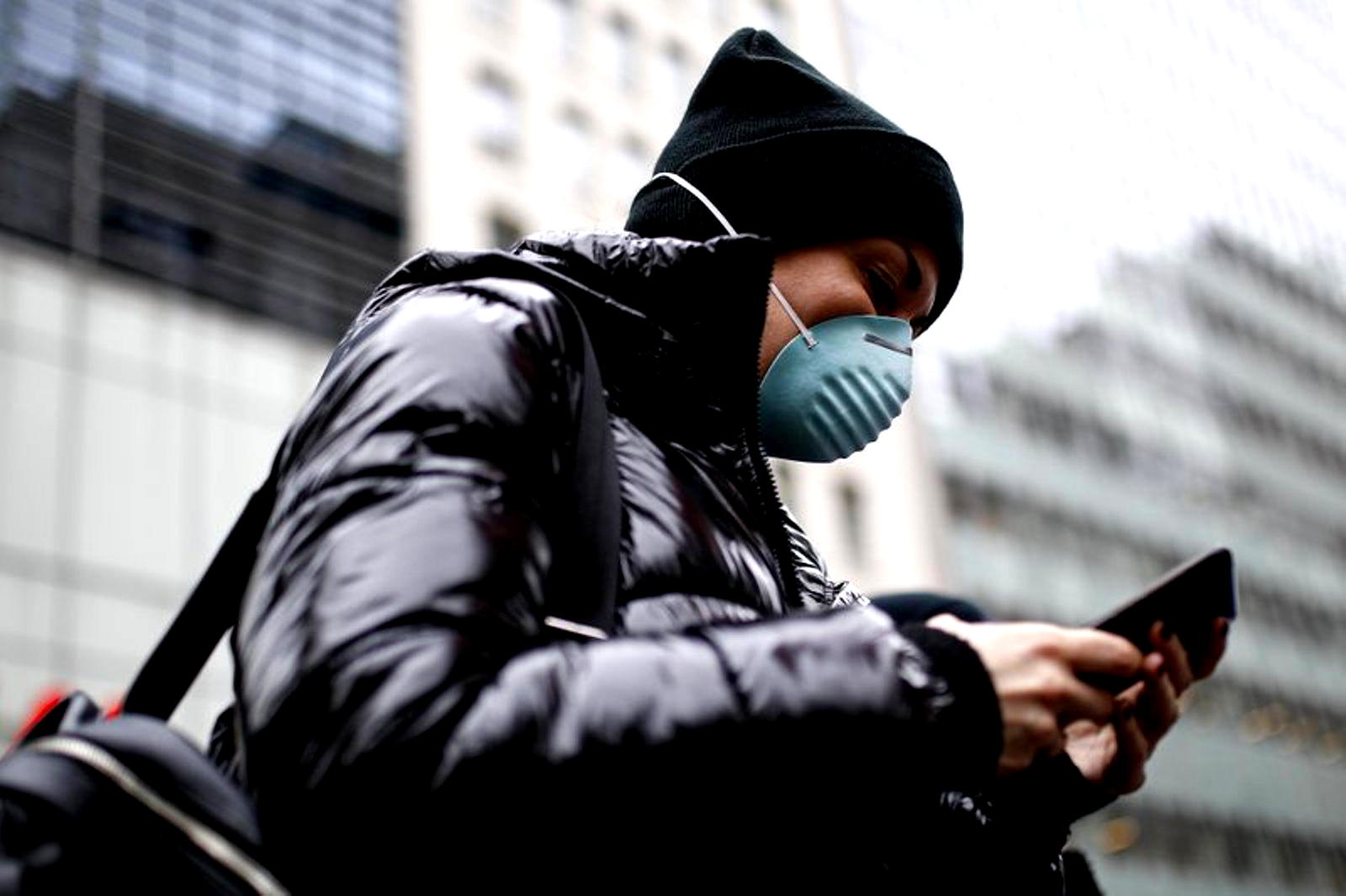 Coronavirus: How to clean the bundle of germs on your phone