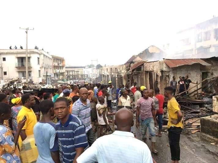 PHOTOS: Aftermath of Dugbe Alawo Market fire in Ibadan - Vanguard News