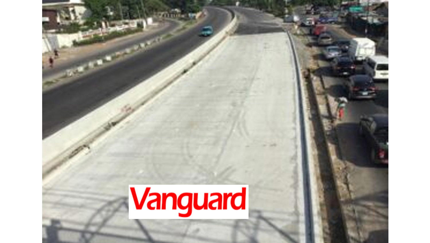 [Photos] Lockdown: Compliance on Gbagada expressway