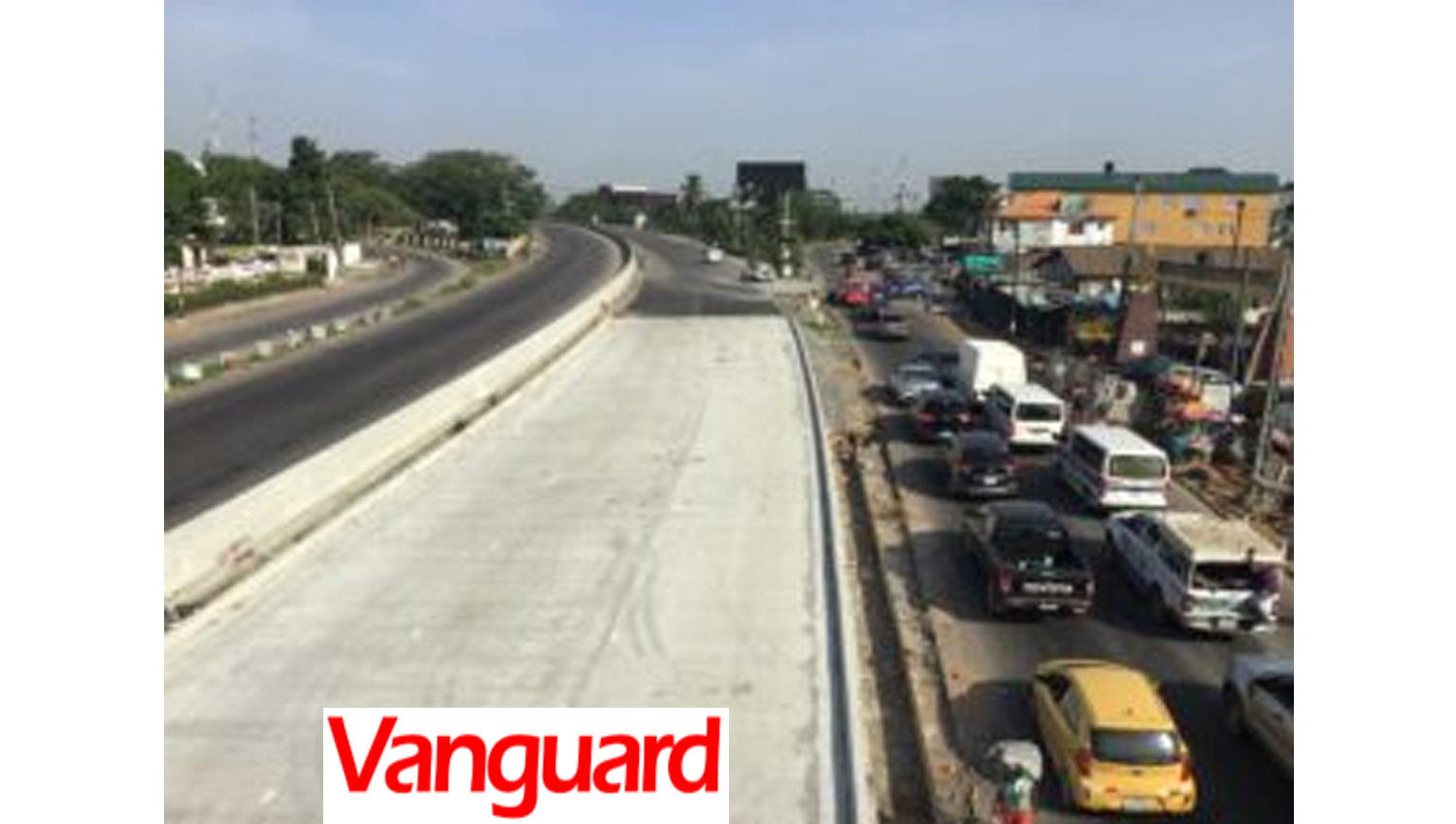 [Photos] Lockdown: Compliance on Gbagada expressway