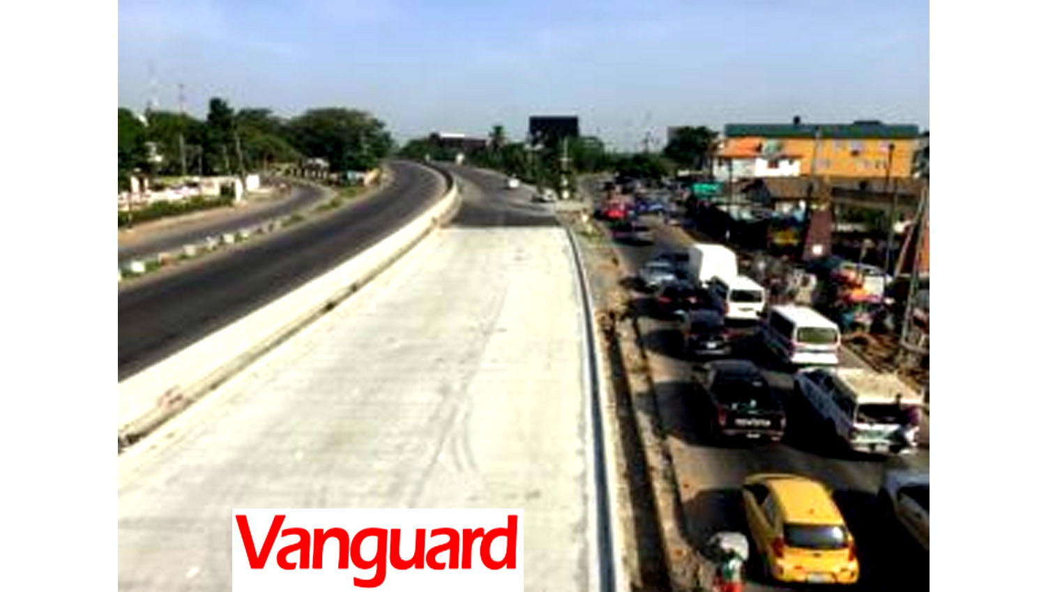 [Photos] Lockdown: Compliance on Gbagada expressway