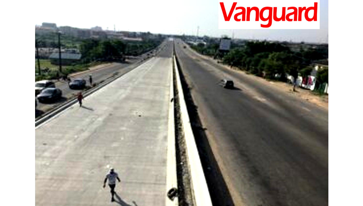 [Photos] Lockdown: Compliance on Gbagada expressway