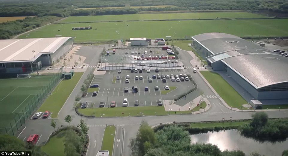 Man United set up COVID-19 testing station in training ground