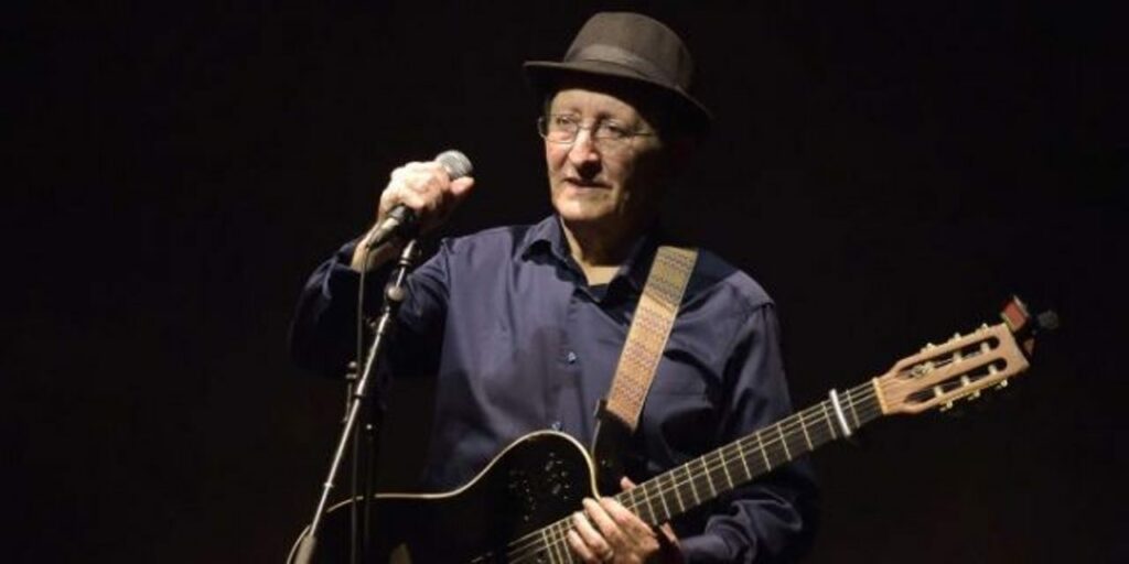 Revered Algerian singer and Berber idol Idir dies at 70 - Vanguard News