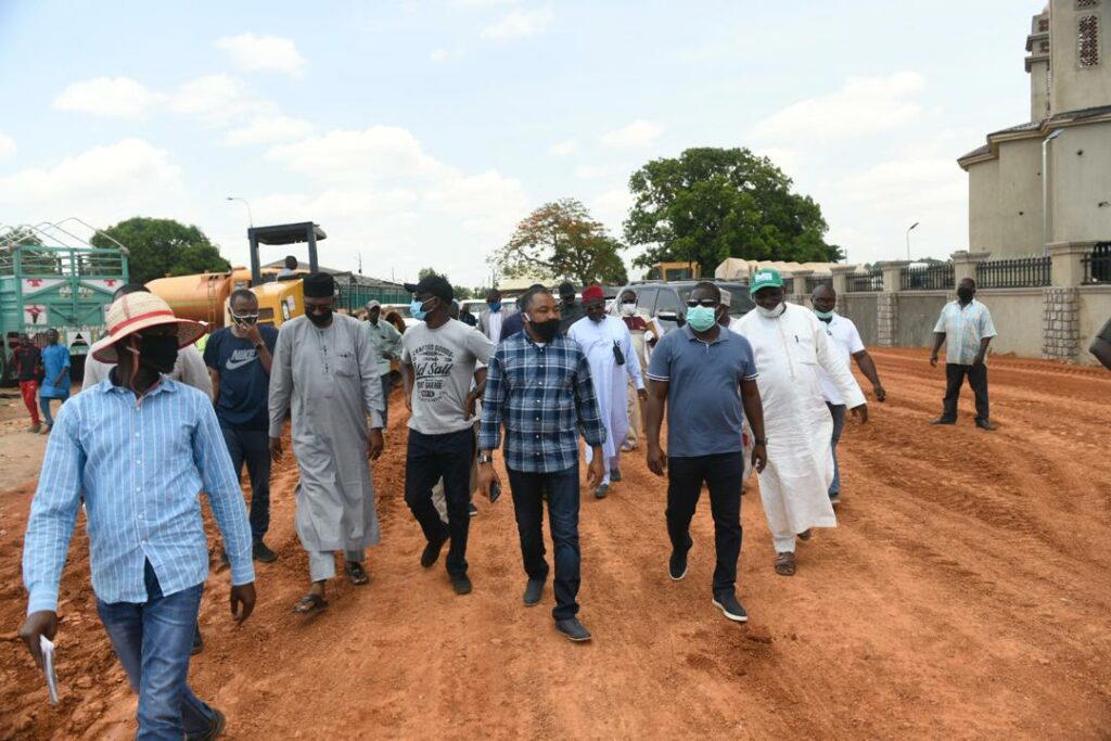 Photos: Niger Govt inspect ongoing projects - Vanguard News