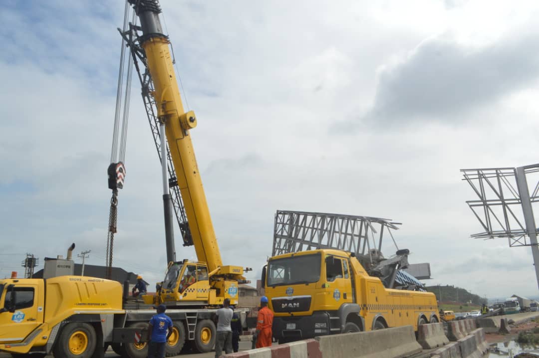PHOTOS: Truck collides with signpost along Lagos-Ibadan expressway