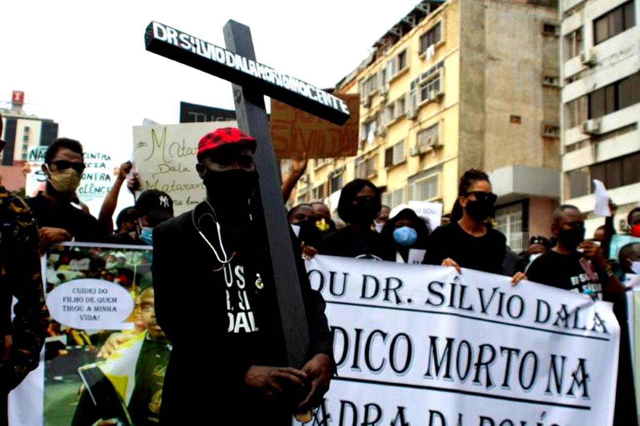 ANGOLA: Union protests police brutality after death of doctor ...