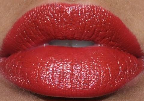 SHOCKING: See what the shape of your lips says about you
