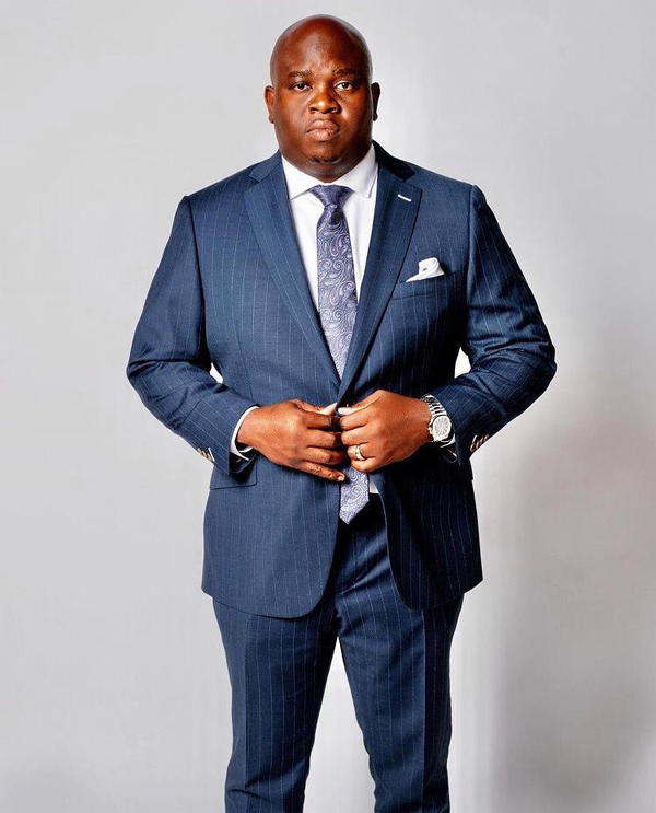 The self styled multi-million dollar lawyer that gives back to his ...