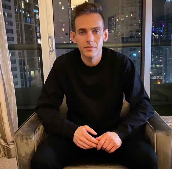 Travis Guterman shares five life-changing financial habits - Vanguard News