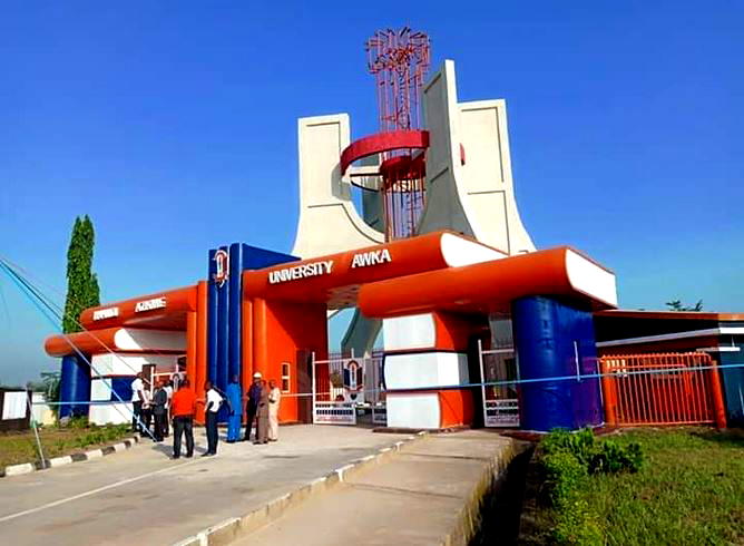 UNIZIK reduces school fees after discussions with students