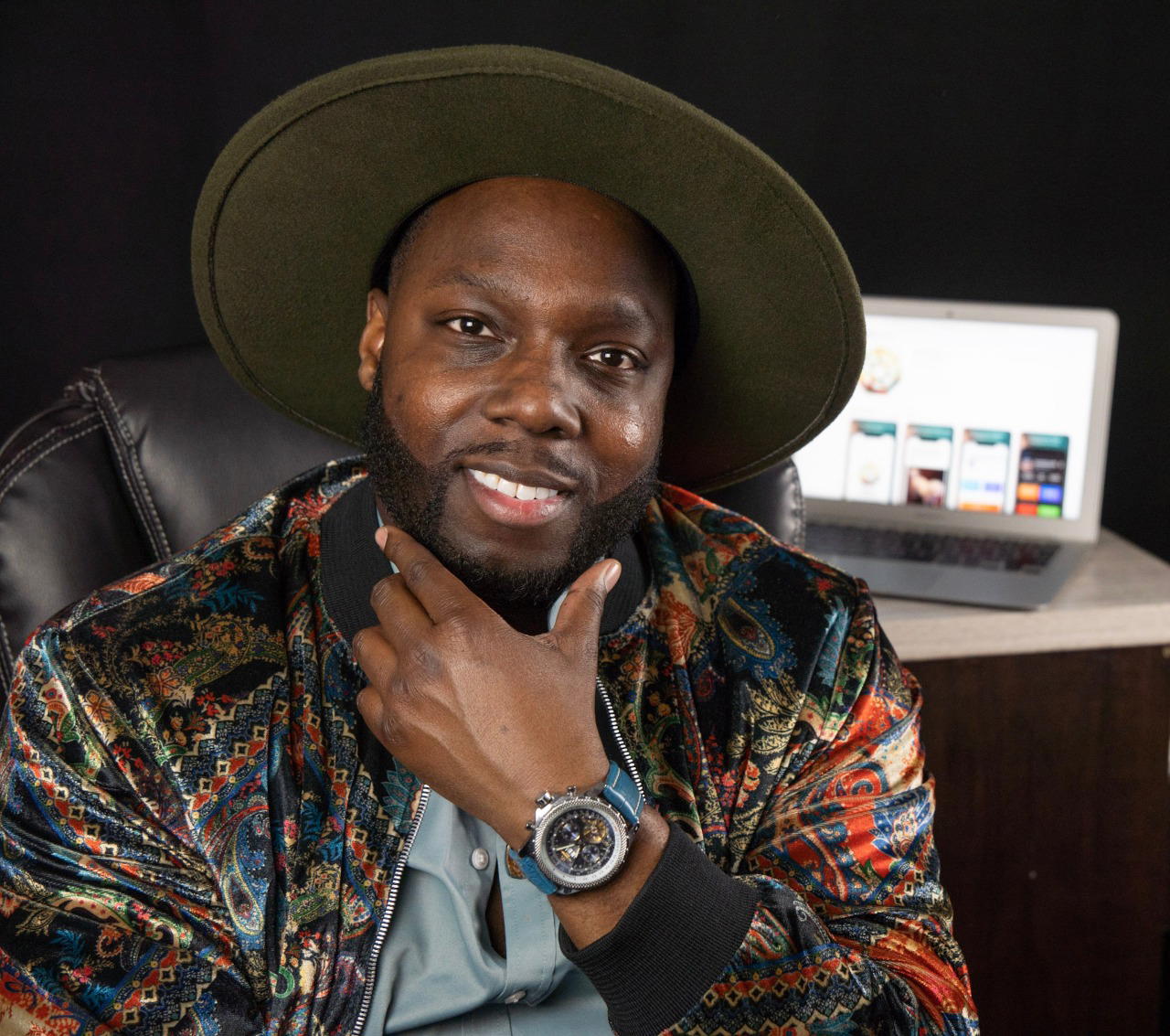 Akil Henley is setting new benchmarks in the photography industry ...