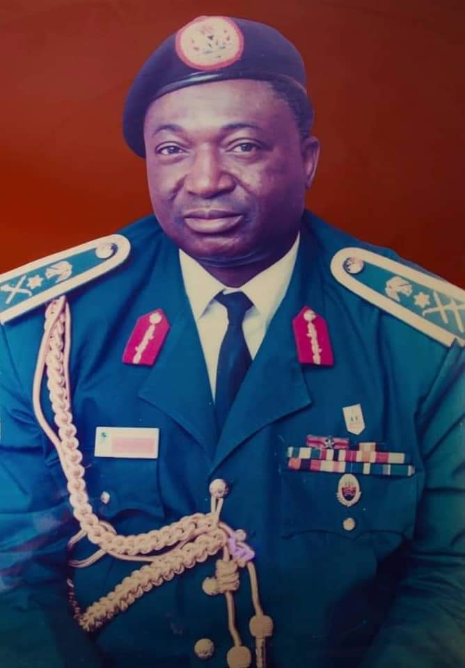Just in: Gen Joshua Dogonyaro, ex-Chief of Defence Staff dies at 80 ...