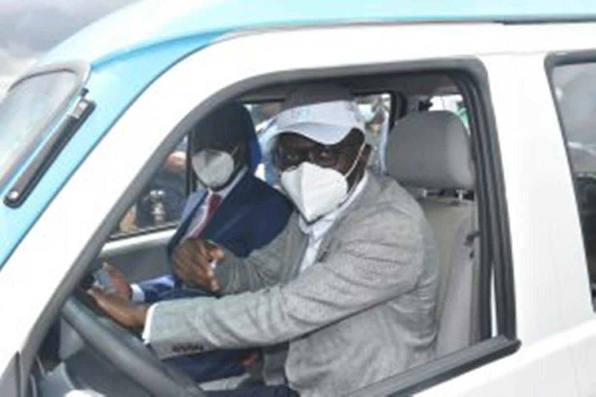 Lagos Govt unveils 500 mini buses for intra-city transportation