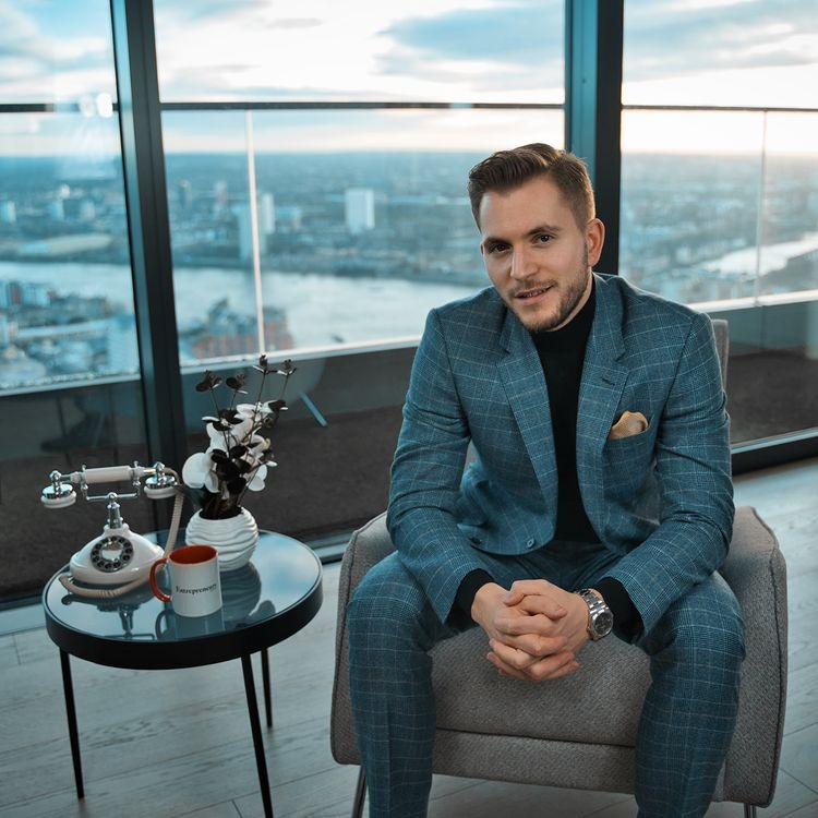 Alec Henry comes forward with Entrepreneur.Com, an initiative to ...