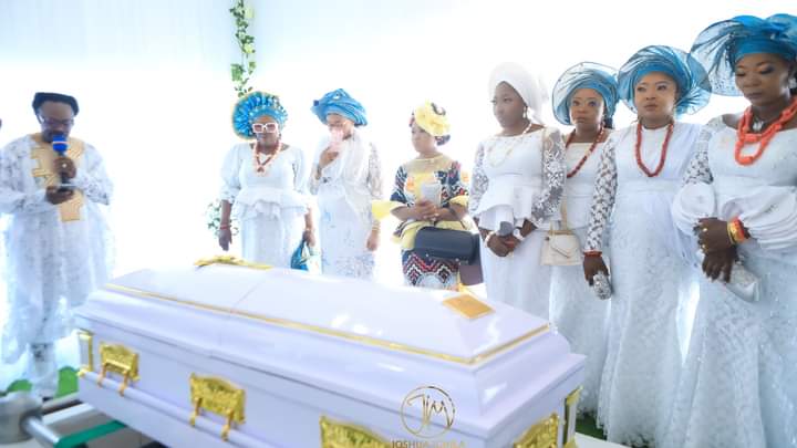 Prophet Joshua Iginla Buries Mother In Grandstyle As Ooni Of Ife, Wife ...