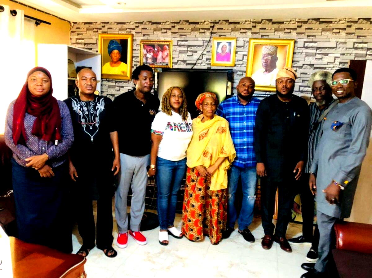 Lateef Jakande comes alive on Glover stage