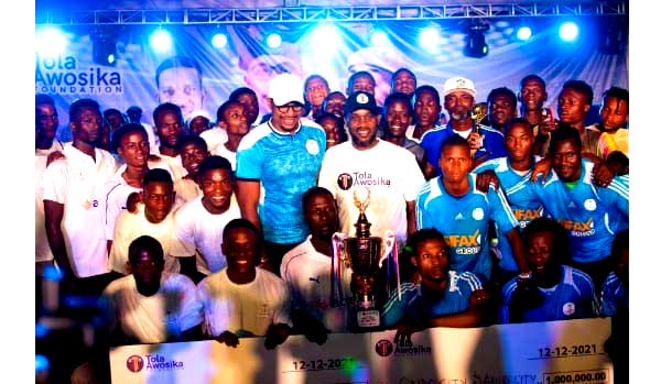 Ondo stands still as Dr. Tola Awosika holds two-days event with ...