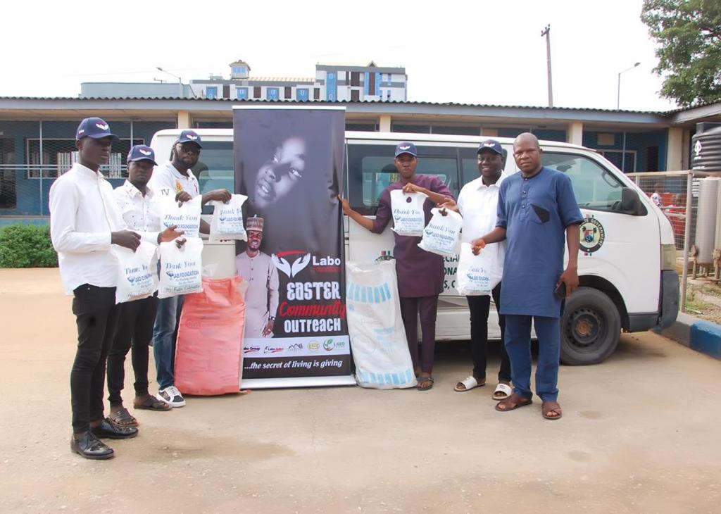 Labo Entertainment boss feeds 1,000 less privileged to celebrate Easter ...