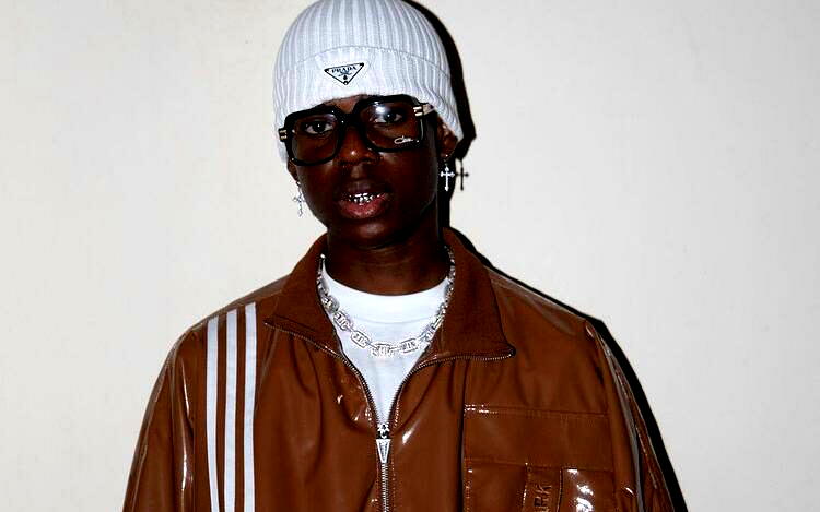 Rema plans to mourn Queen Elizabeth with 'Rave & Roses' UK tour