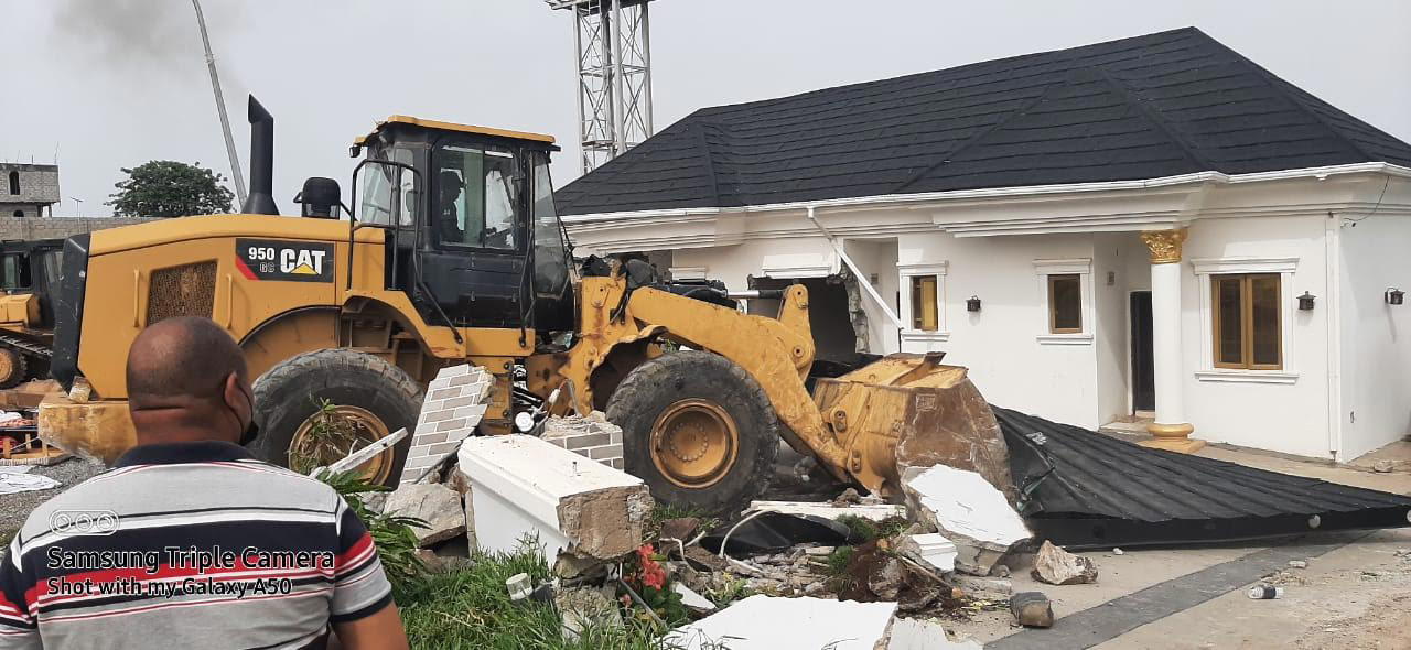 Reasons behind Tonto Dike's ex-husband's house demolition — FHA, FCDA ...