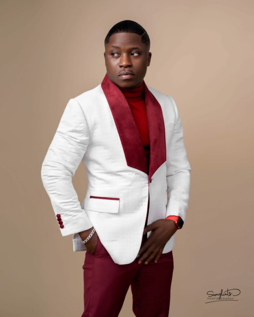 Fekomi boss, Adefemi Lawrence gets certificate of achievement