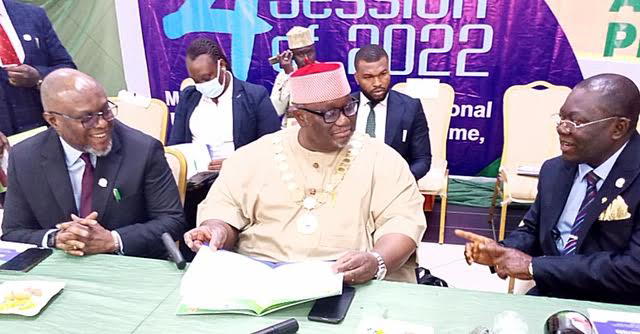 Photos :4th Session of 2022 Mandatory Continuing Professional ...