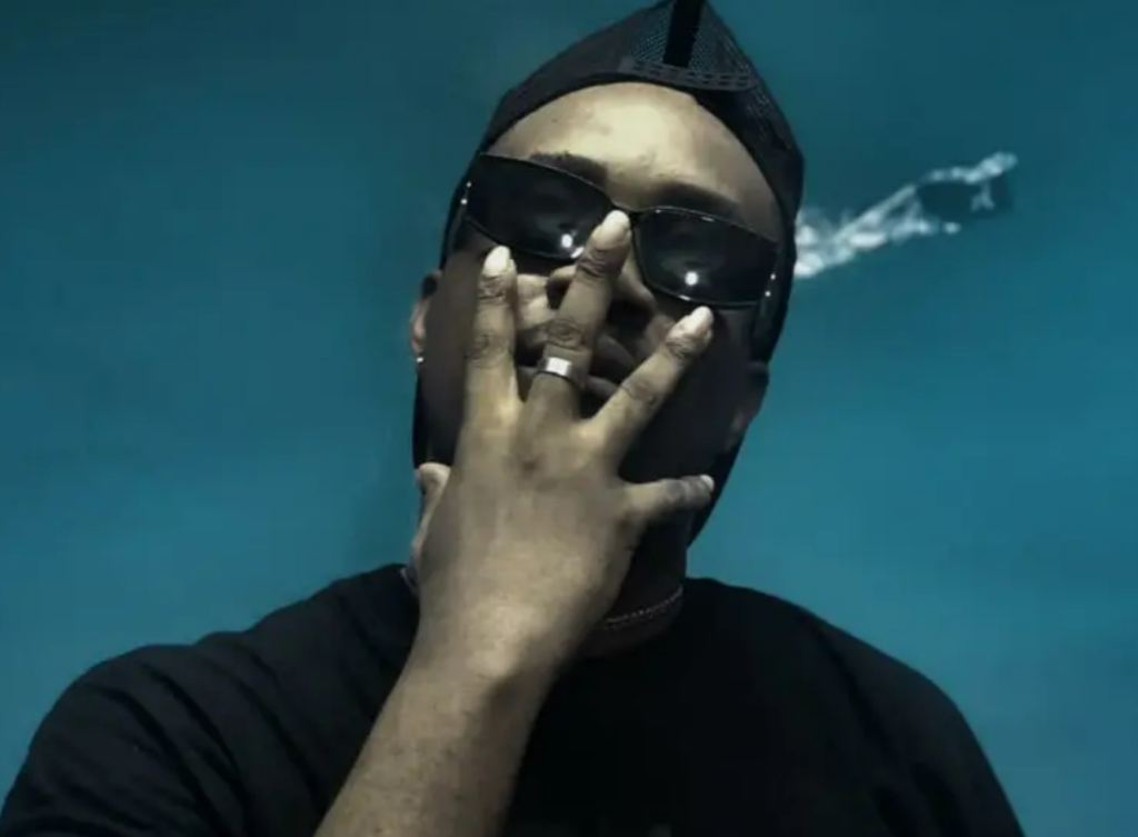 'I see myself as pioneer of Afrobeat representing my country,' fast ...