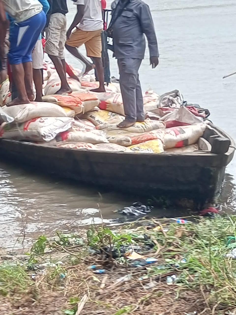 JBPT intercepts 415 bags of rice on Badagry waterways - Vanguard News