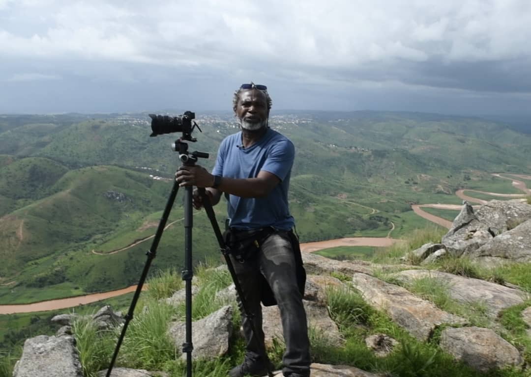 'Amazing Nigeria': Amadi-Obi's retrospective dive into Nigeria's fading ...