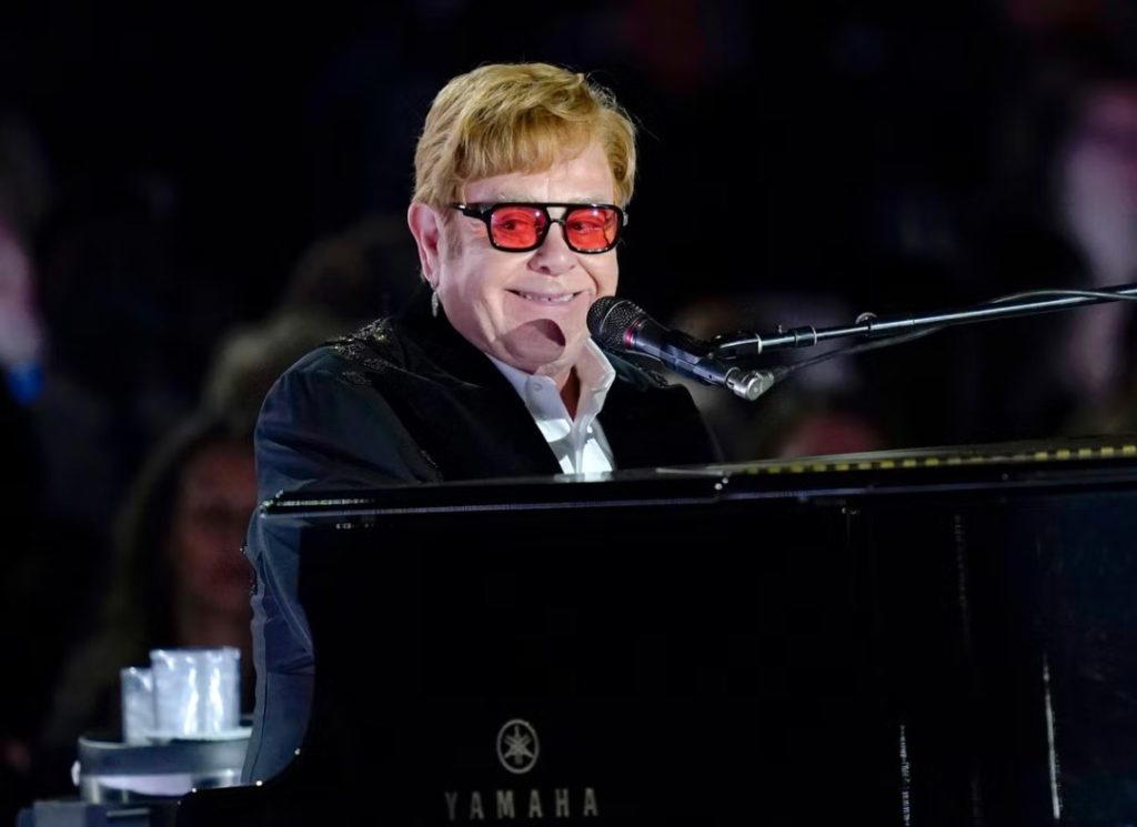 Elon Musk reacts to Elton John leaving Twitter - Vanguard News Elon Musk reacts to Elton John leaving Twitter - Vanguard News