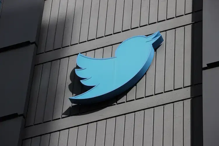 Twitter to limit TweetDeck to 'verified' users - Vanguard News