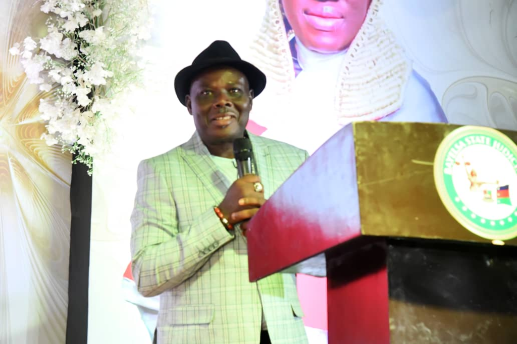 Delta business mogul, Wayles splashes multi-million naira at Bayelsa ...