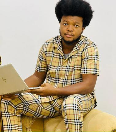 Deacon Famous: From kid actor to adult comedian