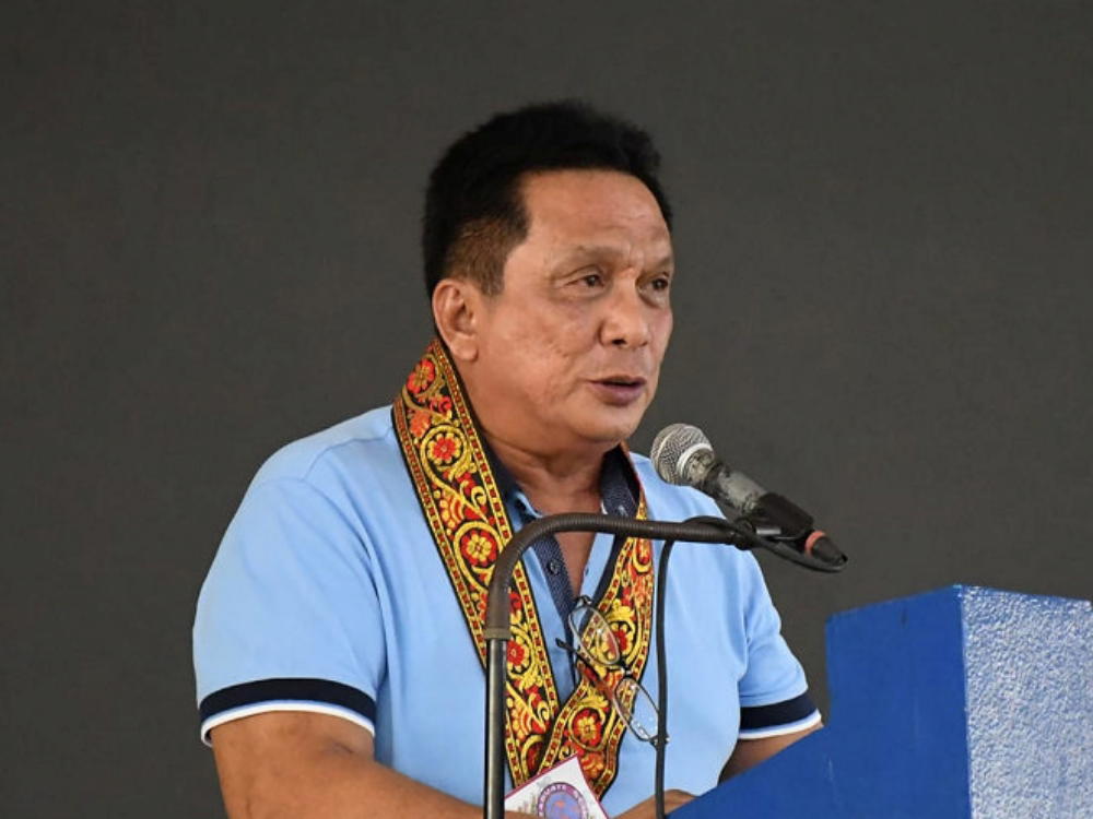 Governor, 5 others shot dead in latest attack in Philippine