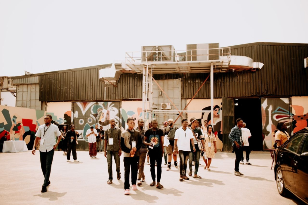 Hollywood director, Justyn Davis lights up NextThought Cinematography ...