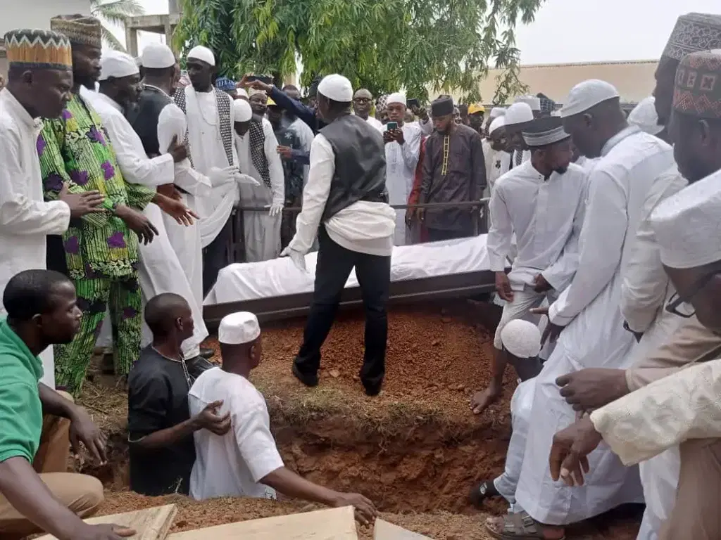 Photos: Osinbajo, Obasanjo, Osoba, others bid former Attorney-General ...