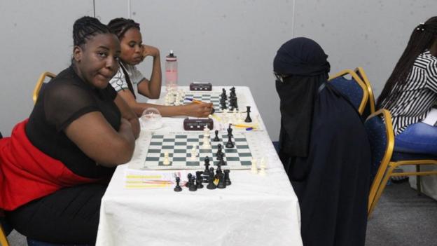 Kenyan male chess player disguises in hijab for women’s competition ...